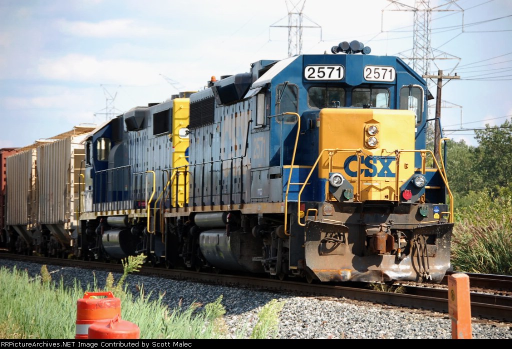 CSX 2571 & 2782